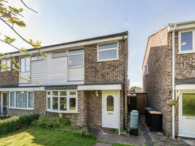 3 Bedroom Semi detached House For Sale In Oakley