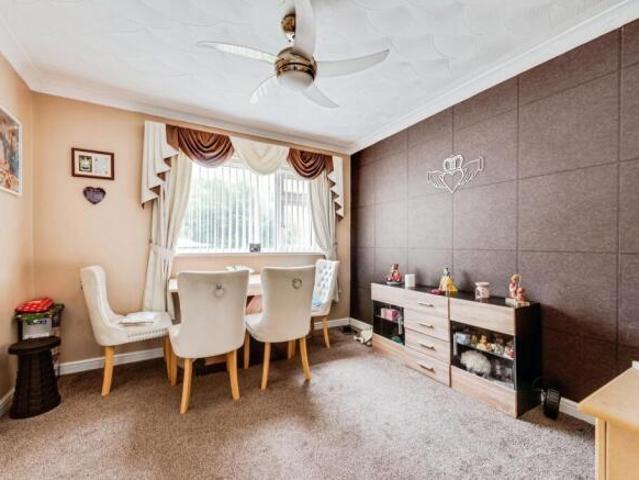 3 bedroom semi detached house for sale in Oaksey Road, Swindon, Wiltshire, SN2