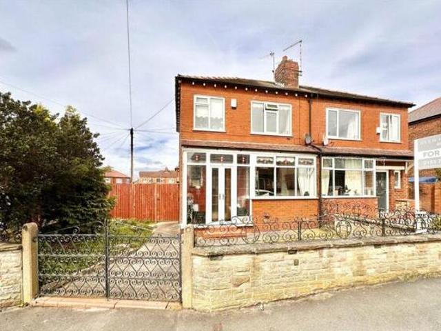 3 Bedroom Semi detached House For Sale In Offerton, Stockport
