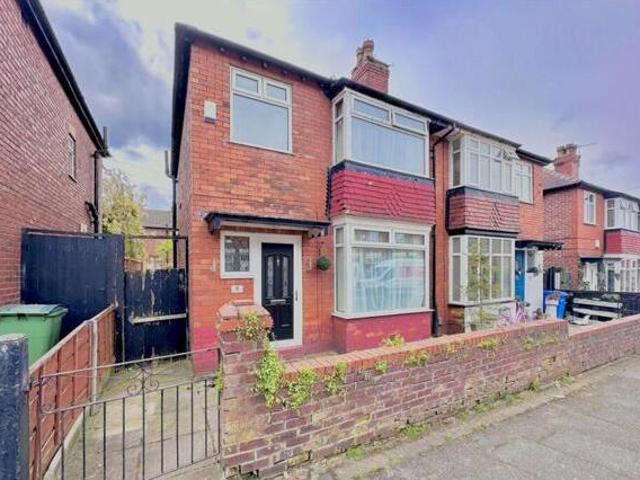 3 Bedroom Semi detached House For Sale In Offerton, Stockport