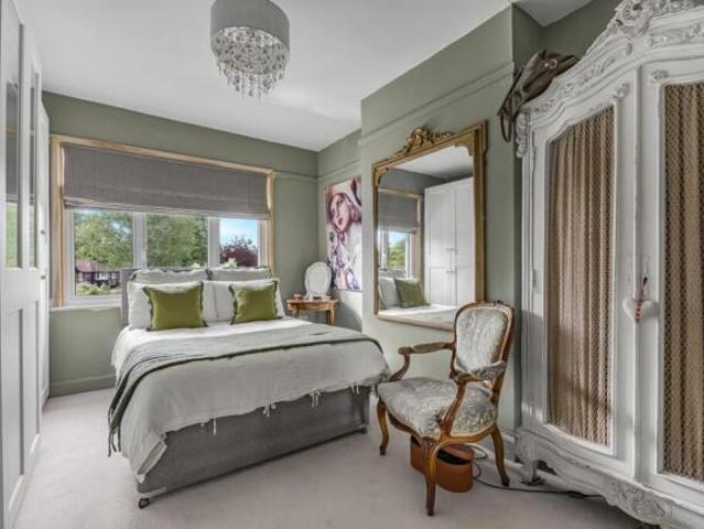 3 bedroom semi detached house for sale in Old Bath Road, Cheltenham, GL53