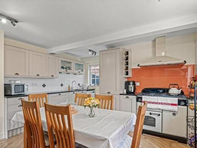 3 Bedroom Semi detached House For Sale In Old Knebworth, Knebworth