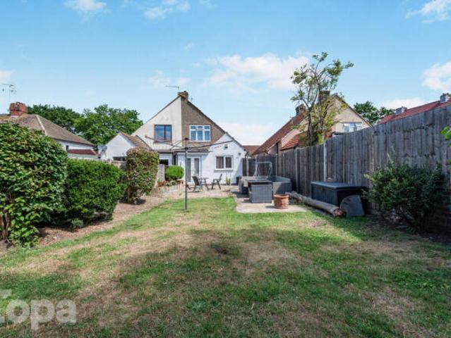 3 bedroom semi detached house for sale in Old Road East, Gravesend, DA12
