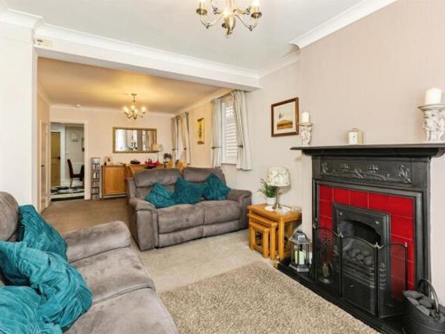 3 bedroom semi detached house for sale in Old Whitley Wood Lane, Reading, RG2