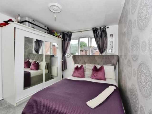 3 bedroom semi detached house for sale in Oldale Close, Sheffield, S13