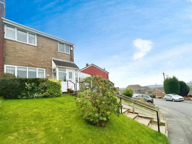 3 Bedroom Semi detached House For Sale In Oldham, Greater Manchester