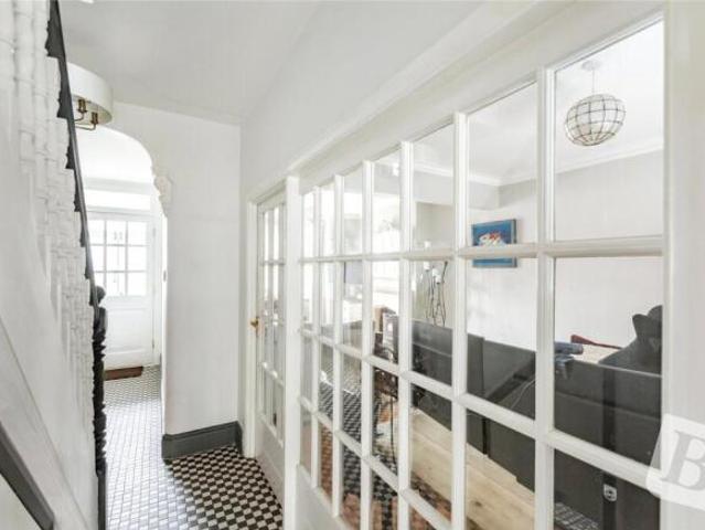 3 bedroom semi detached house for sale in Ongar Road, Brentwood, Essex, CM15