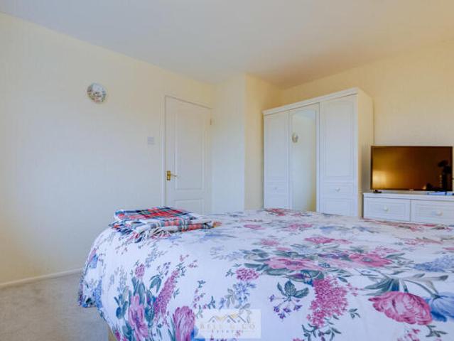 3 bedroom semi detached house for sale in Osborne Road, Kiveton Park, Sheffield, S26