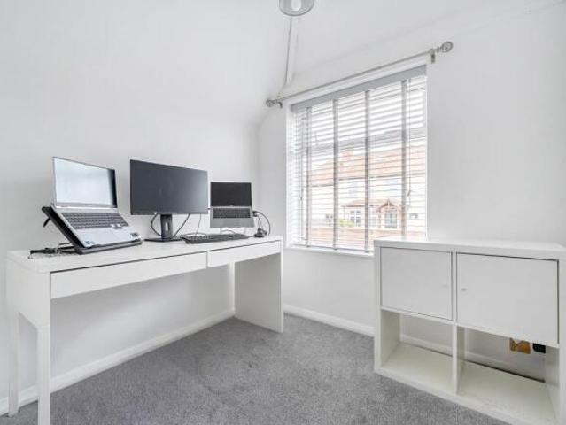 3 bedroom semi detached house for sale in Osbourne Road, Reading, RG30