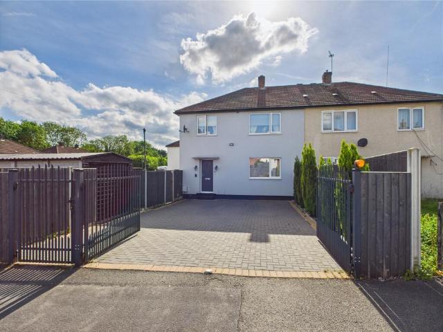 3 bedroom semi detached house for sale in Osterley Green, Mackworth, DE22