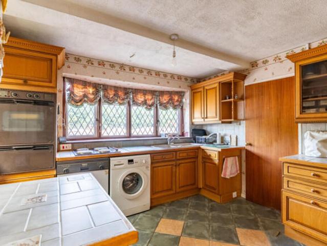 3 bedroom semi detached house for sale in Orchard Drive, Park Street, St. Albans, Hertfordshire, AL2