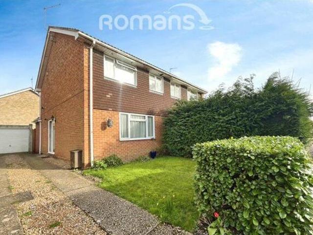3 Bedroom Semi detached House For Sale In Owlsmoor