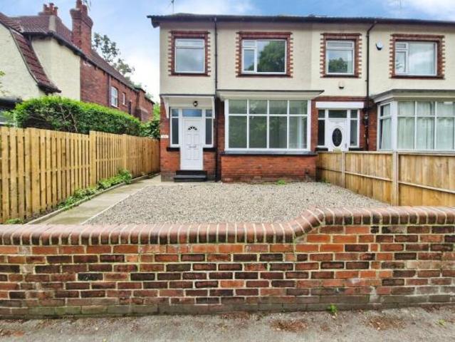 3 bedroom semi detached house for sale in Otley Road, Far Headingley, LS16