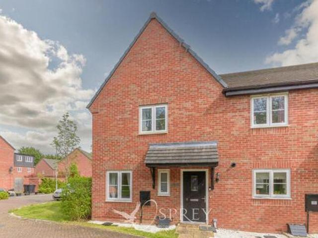 3 Bedroom Semi detached House For Sale In Oundle, Northampthonshire