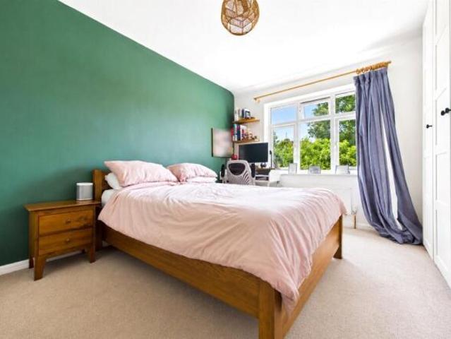 3 bedroom semi detached house for sale in Oxford Road, Tilehurst, Reading, Berkshire, RG30