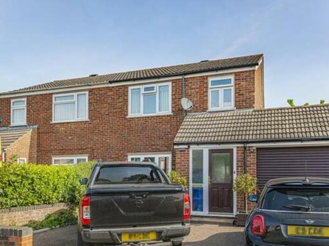 3 Bedroom Semi detached House For Sale In Oxfordshire