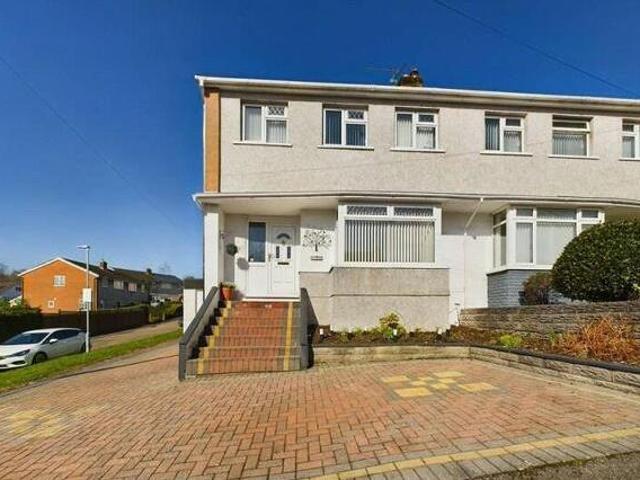 3 Bedroom Semi detached House For Sale In Pantmawr