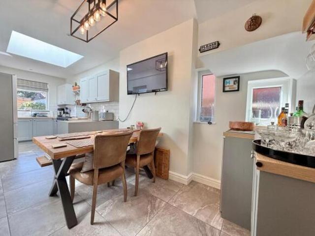 3 bedroom semi detached house for sale in, Palmerston Road Denton, M34