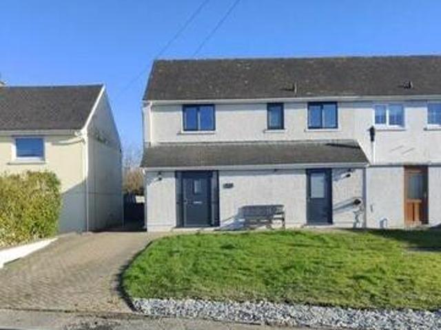 3 Bedroom Semi detached House For Sale In Parcllyn, Cardigan