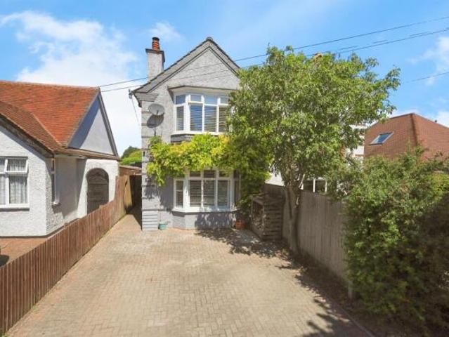 3 bedroom semi detached house for sale in Park Avenue, Eastbourne, BN21
