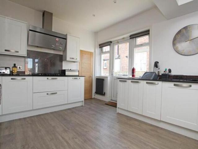 3 bedroom semi detached house for sale in Park Avenue, Eastbourne, BN21 2XG, BN21