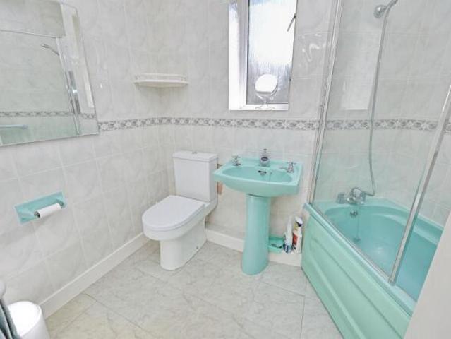 3 bedroom semi detached house for sale in Park Lane, Norwich, NR2