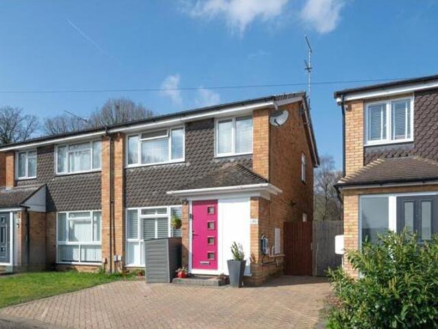 3 Bedroom Semi detached House For Sale In Park Street, St. Albans