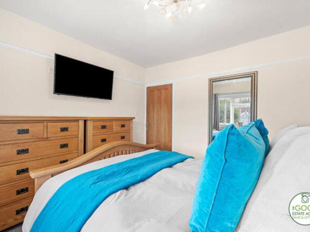 3 bedroom semi detached house for sale in Parkbrook Road Wythenshawe, Manchester, M23 1AW, M23