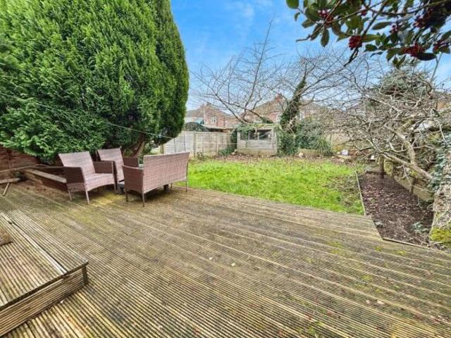 3 bedroom semi detached house for sale in Parrs Wood Road, East Didsbury, Manchester, M20