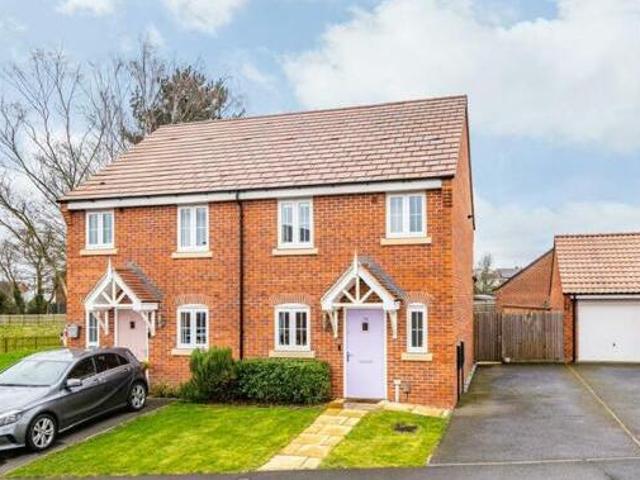 3 Bedroom Semi detached House For Sale In Pasture Way