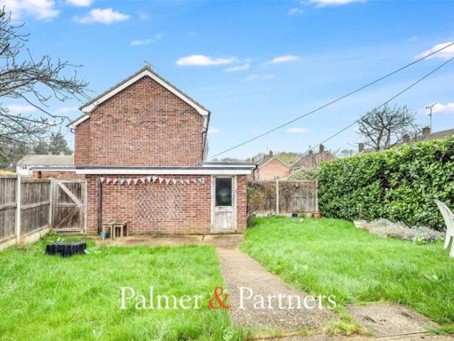 3 bedroom semi detached house for sale in Paschal Way, Chelmsford, Essex, CM2