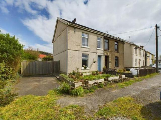 3 Bedroom Semi detached House For Sale In Pembrey