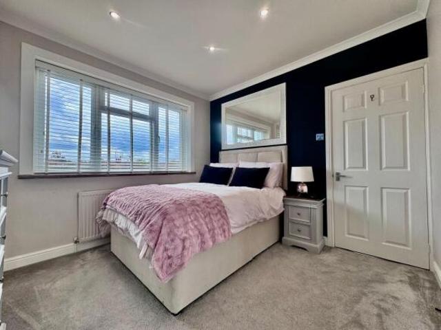 3 bedroom semi detached house for sale in Pentland Avenue, Chelmsford, CM1