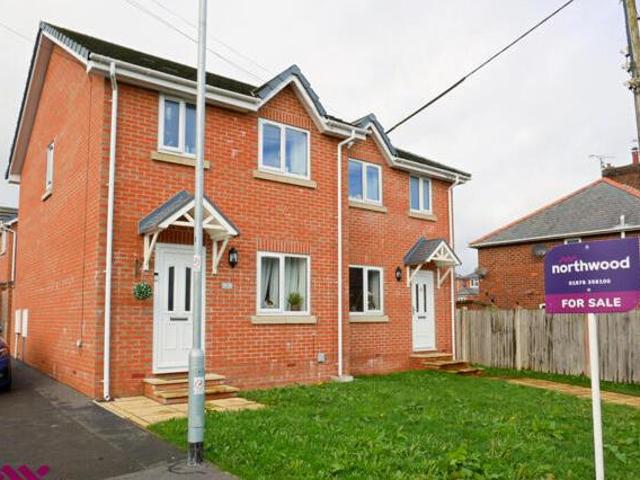 3 Bedroom Semi detached House For Sale In Penycae