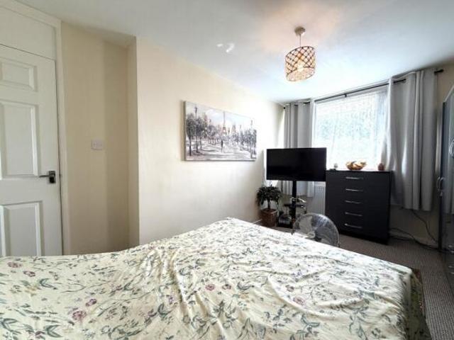3 bedroom semi detached house for sale in Penhill Drive, Swindon, Wiltshire, SN2