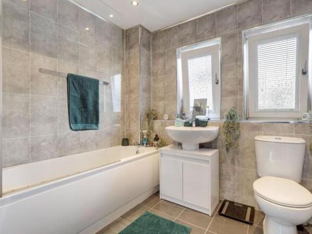 3 bedroom semi detached house for sale in Pedmore Valley, Nottingham, NG5