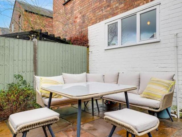 3 bedroom semi detached house for sale in Percival Road, Nottingham, NG5