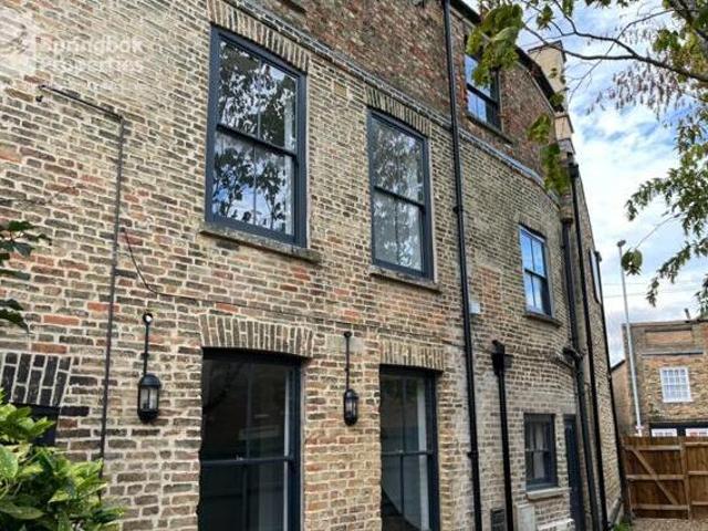 3 Bedroom Semi detached House For Sale In Peterborough