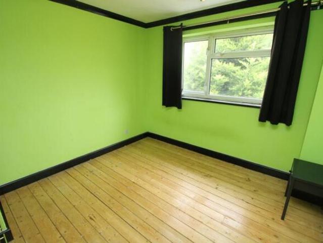 3 bedroom semi detached house for sale in Pevensey Road, Bedford, MK41