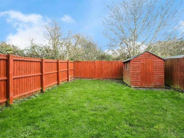 3 bedroom semi detached house for sale in Phoenix Close, Peterborough, PE2