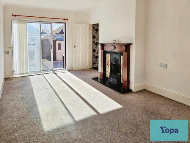 3 bedroom semi detached house for sale in Pinfold Avenue, Norton, Stoke on trent, ST6