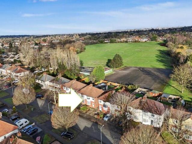 3 bedroom semi detached house for sale in Pinfold Lane, Penn, Wolverhampton, WV4