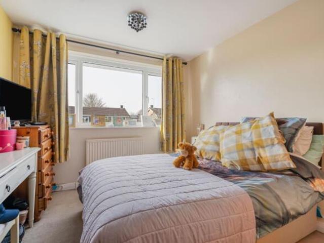 3 bedroom semi detached house for sale in Pinnegar Way, Swindon, SN3