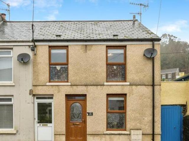 3 Bedroom Semi detached House For Sale In Pontardawe, Swansea