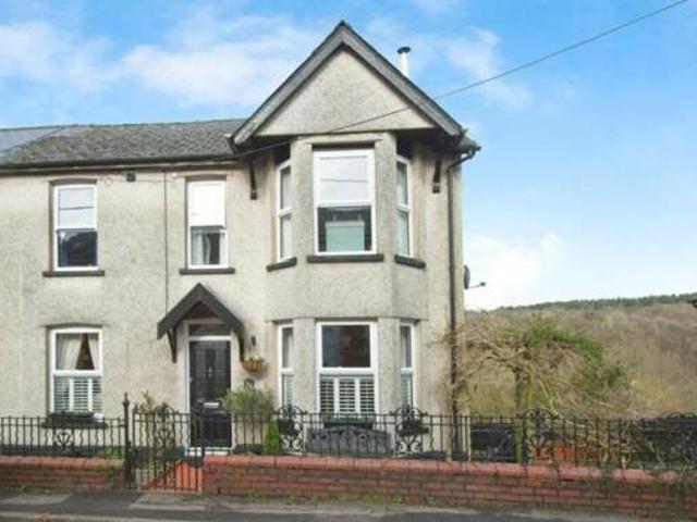 3 Bedroom Semi detached House For Sale In Pontypool