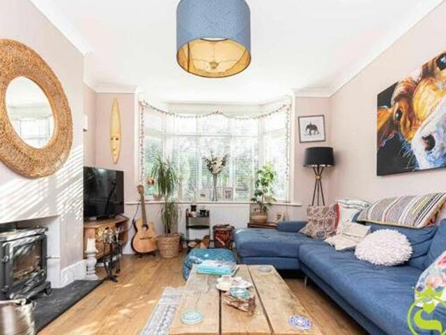 3 Bedroom Semi detached House For Sale In Poole