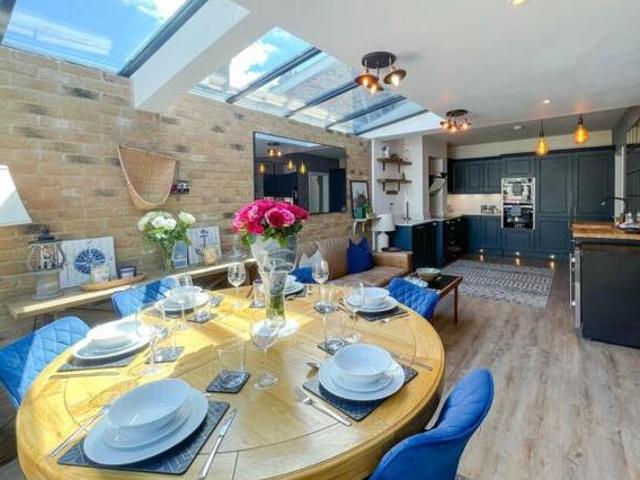3 Bedroom Semi detached House For Sale In Poole, Dorset