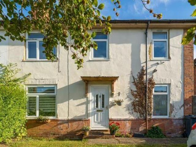 3 Bedroom Semi detached House For Sale In Popular Location, Convenient For J12 And Town Cetnre