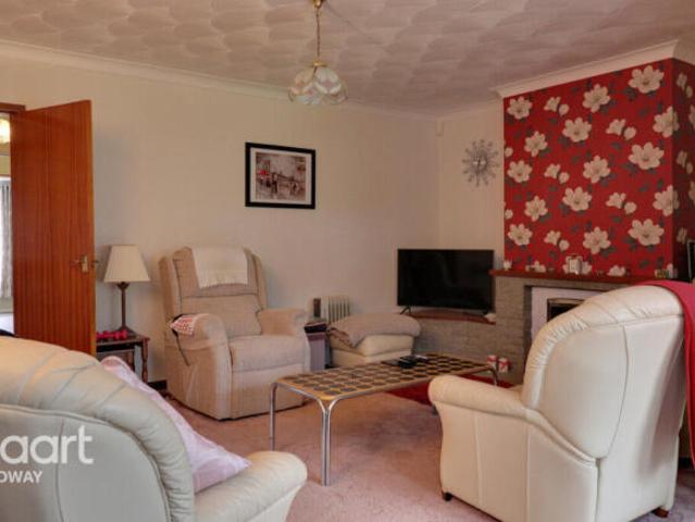 3 bedroom semi detached house for sale in Poplicans Road, Rochester, ME2