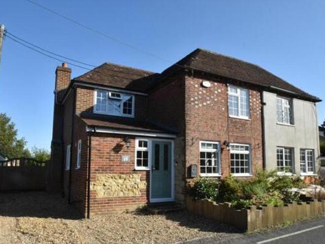 3 Bedroom Semi detached House For Sale In Platts Heath
